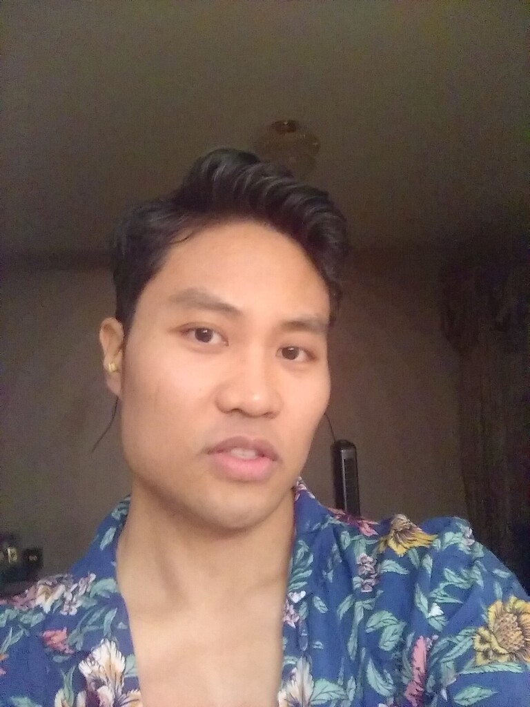 This site is quite quiet. Does anyone want to date me? - Ugly Schmucks